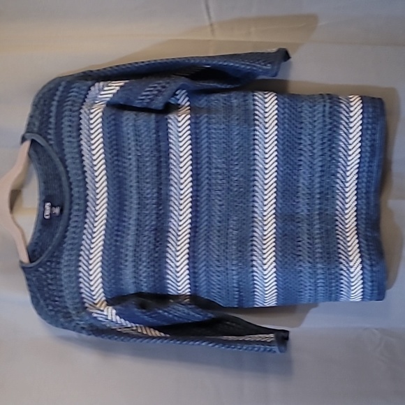 Chaps | Sweaters | Chaps Blue And White Print Sweater | Poshmark